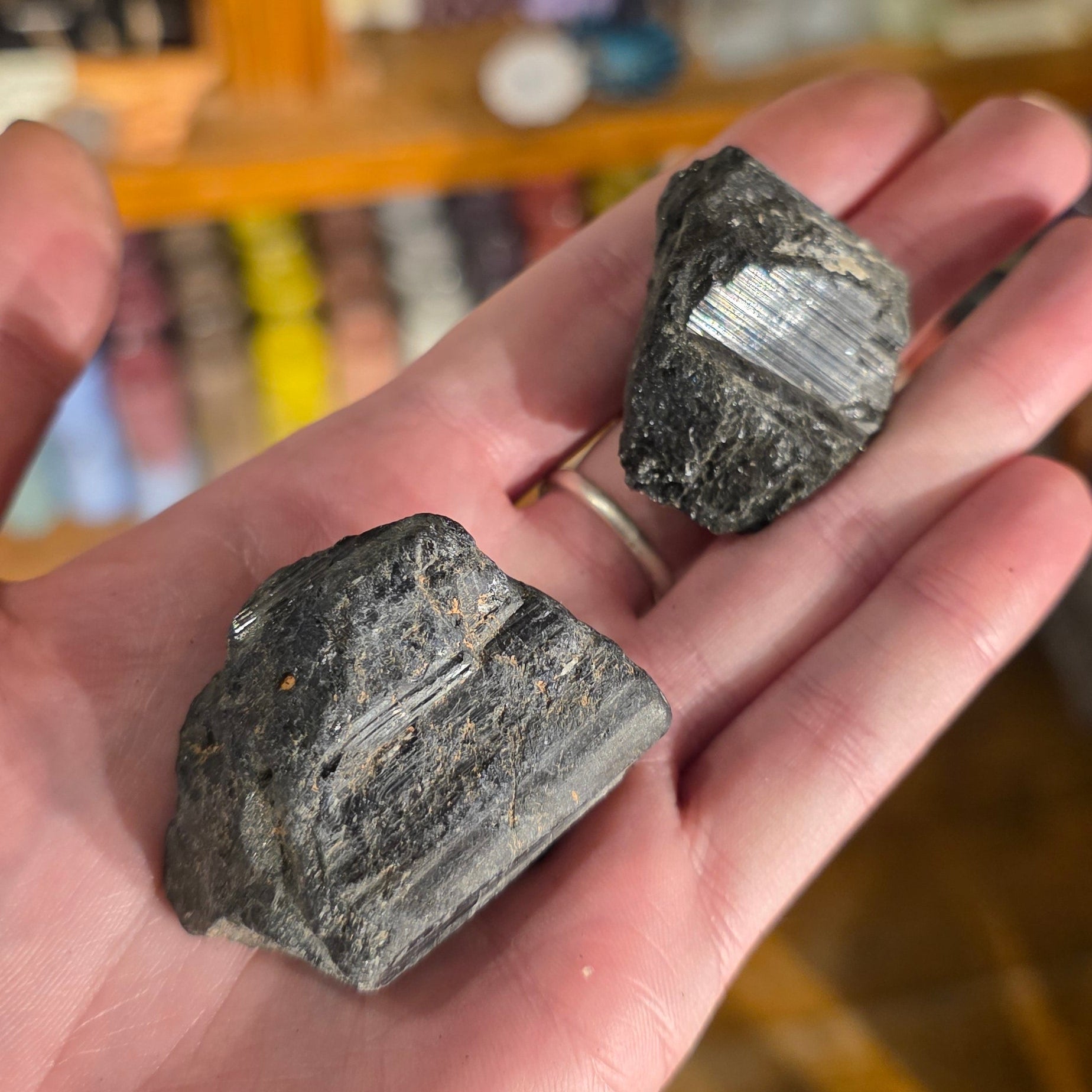 Black Tourmaline Medium (Raw)